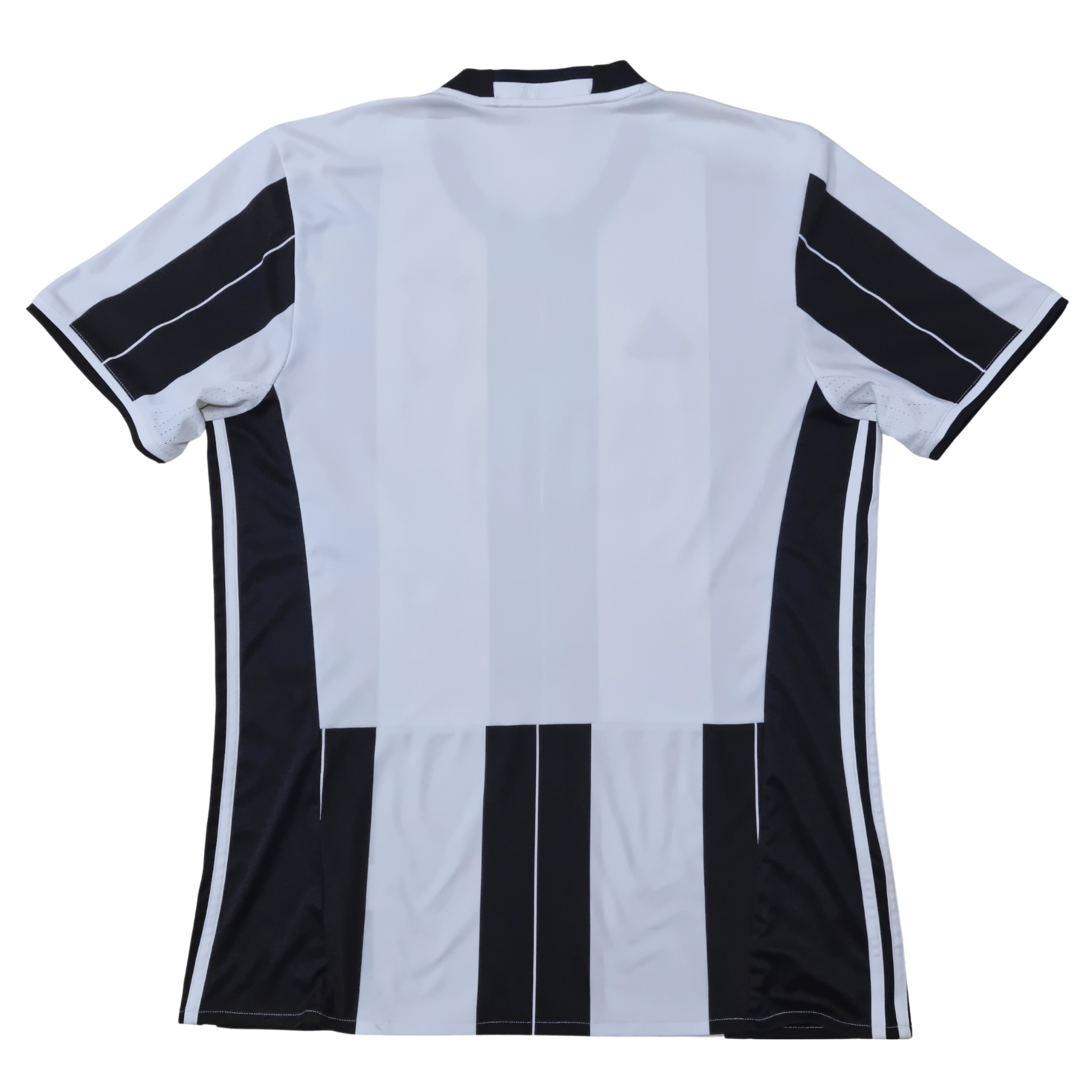 Juventus 2016/17 Home Jersey | Upcycled Locker